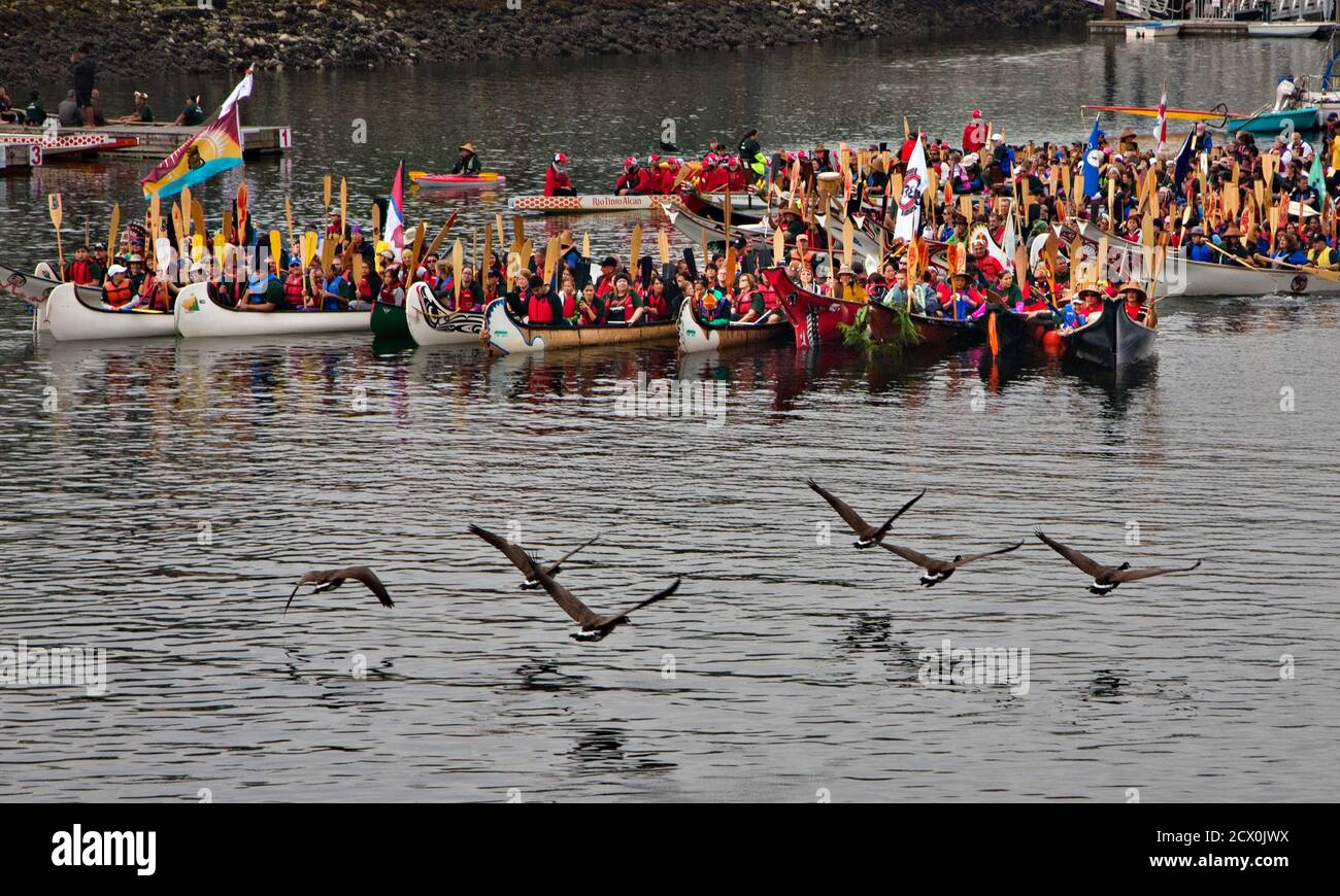 First nations canoes High Resolution Stock Photography and Images - Alamy