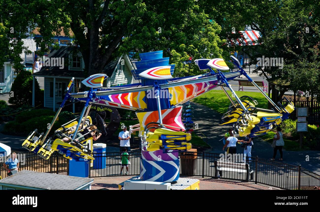 amusement ride, moving, circular motion, Fly High, fun, recreation ...