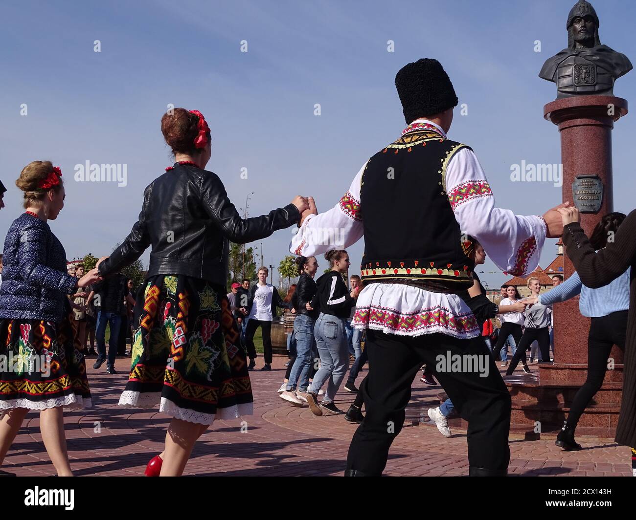 People celebrating Transdniestrian festival of vine Stock Photo - Alamy