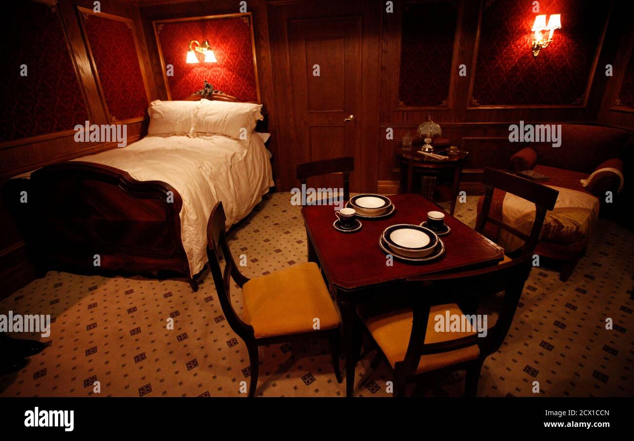 Titanic recreation hi-res stock photography and images - Alamy