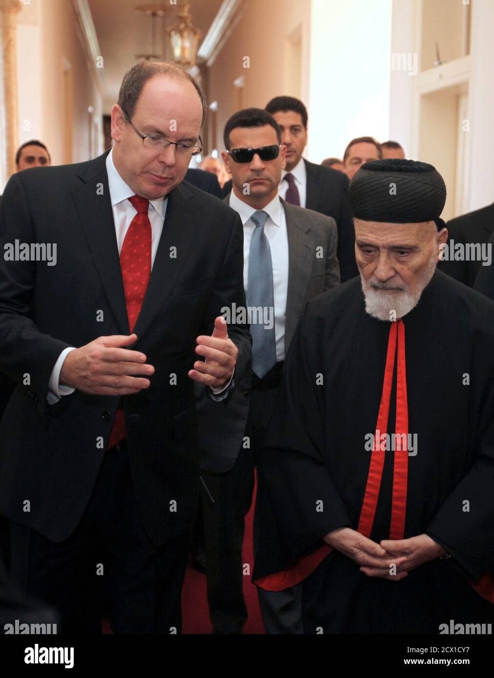 Lebanons christian maronite patriarch cardinal hi-res stock photography ...
