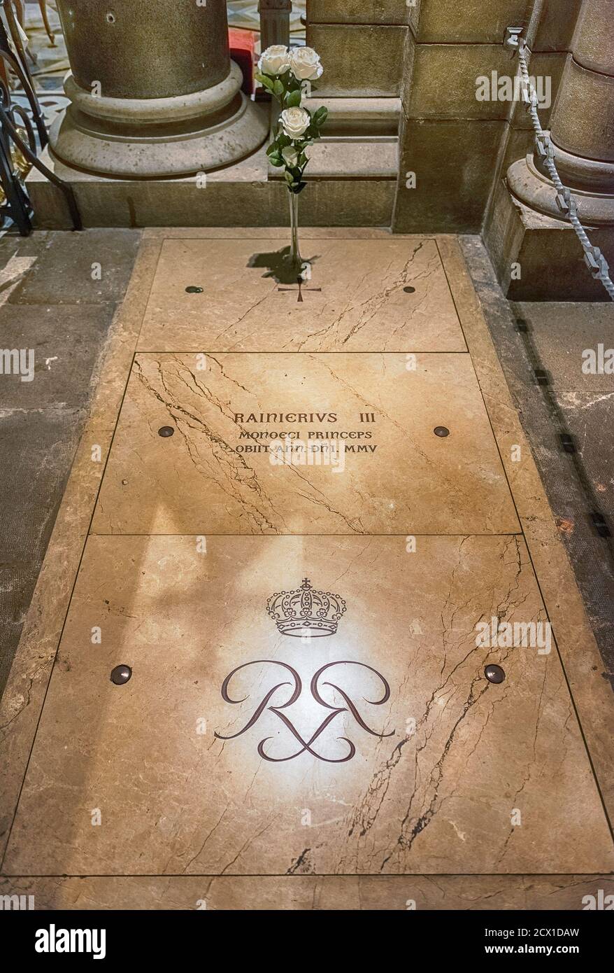 MONACO - AUGUST 13: Tomb of Prince Rainier III inside the Cathedral of ...