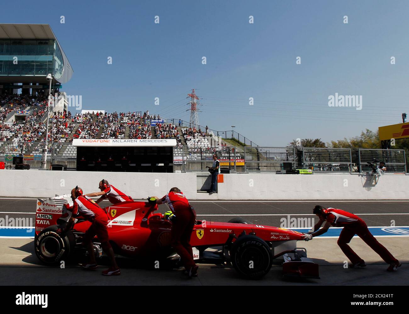 Push car japan hi-res stock photography and images - Alamy