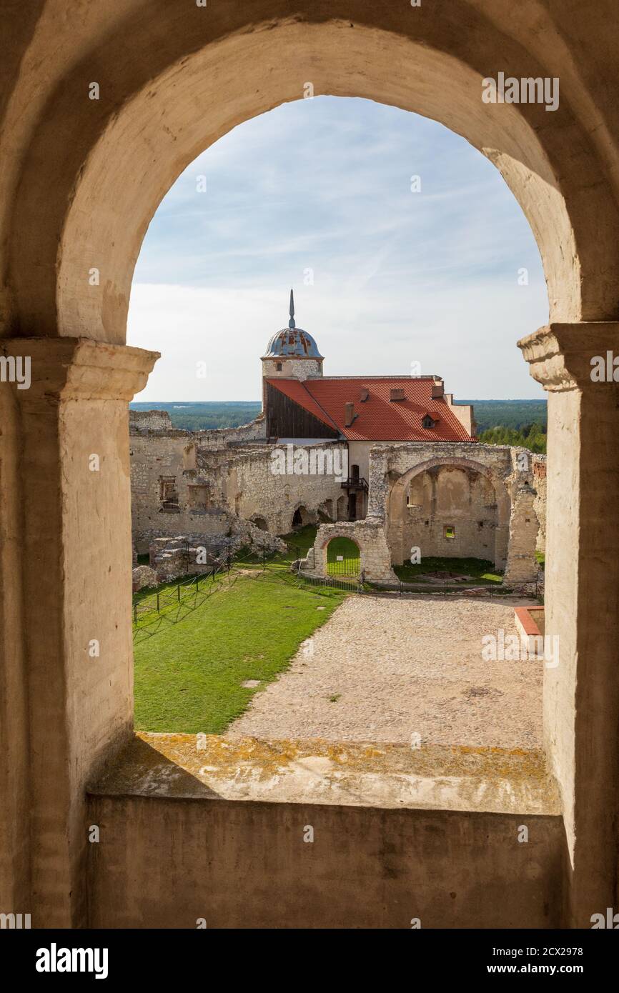 Janowiec Castle. View of the terrace with arch. Renaissance castle ...