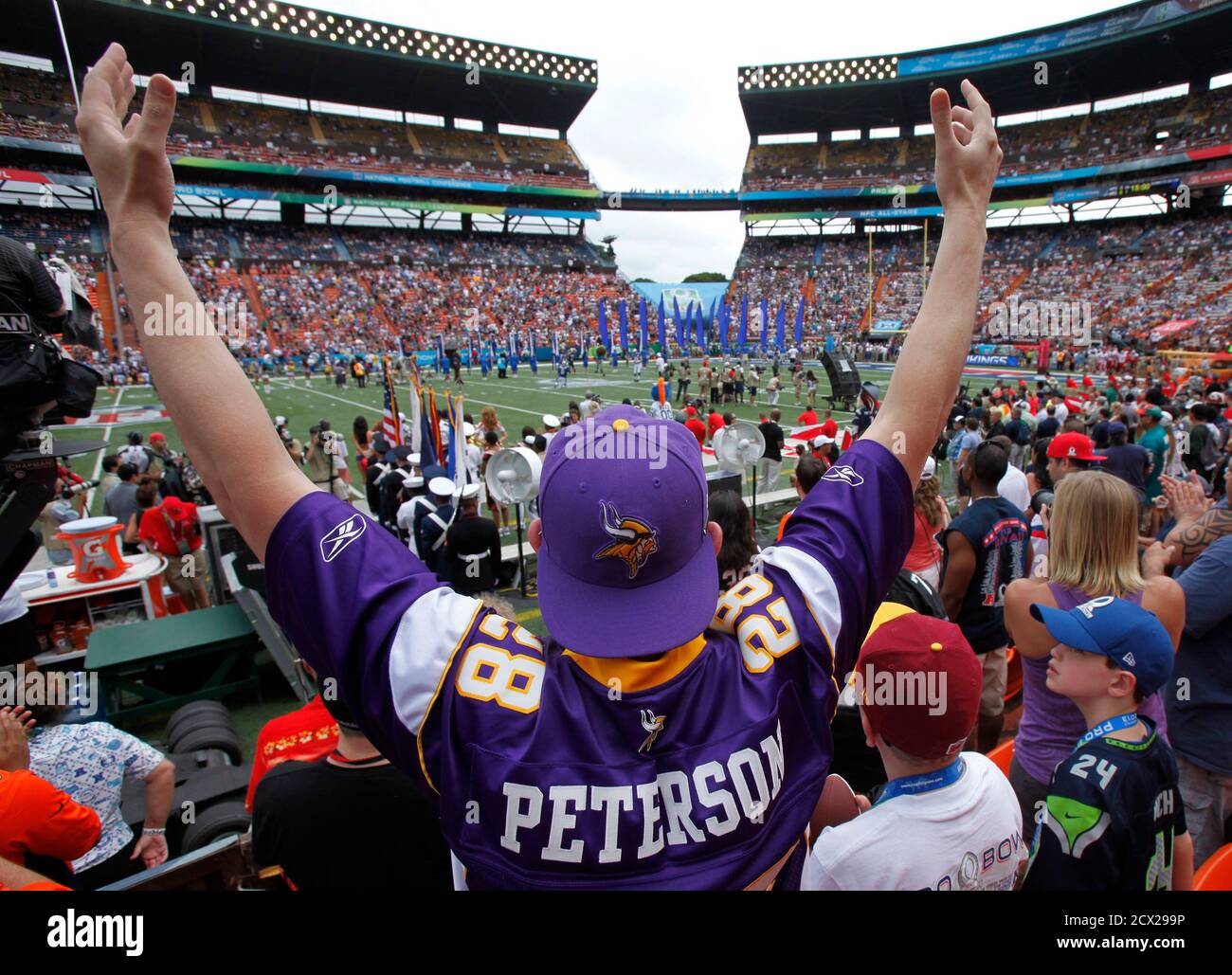 Aloha football stadium honolulu hawaii hi-res stock photography and ...