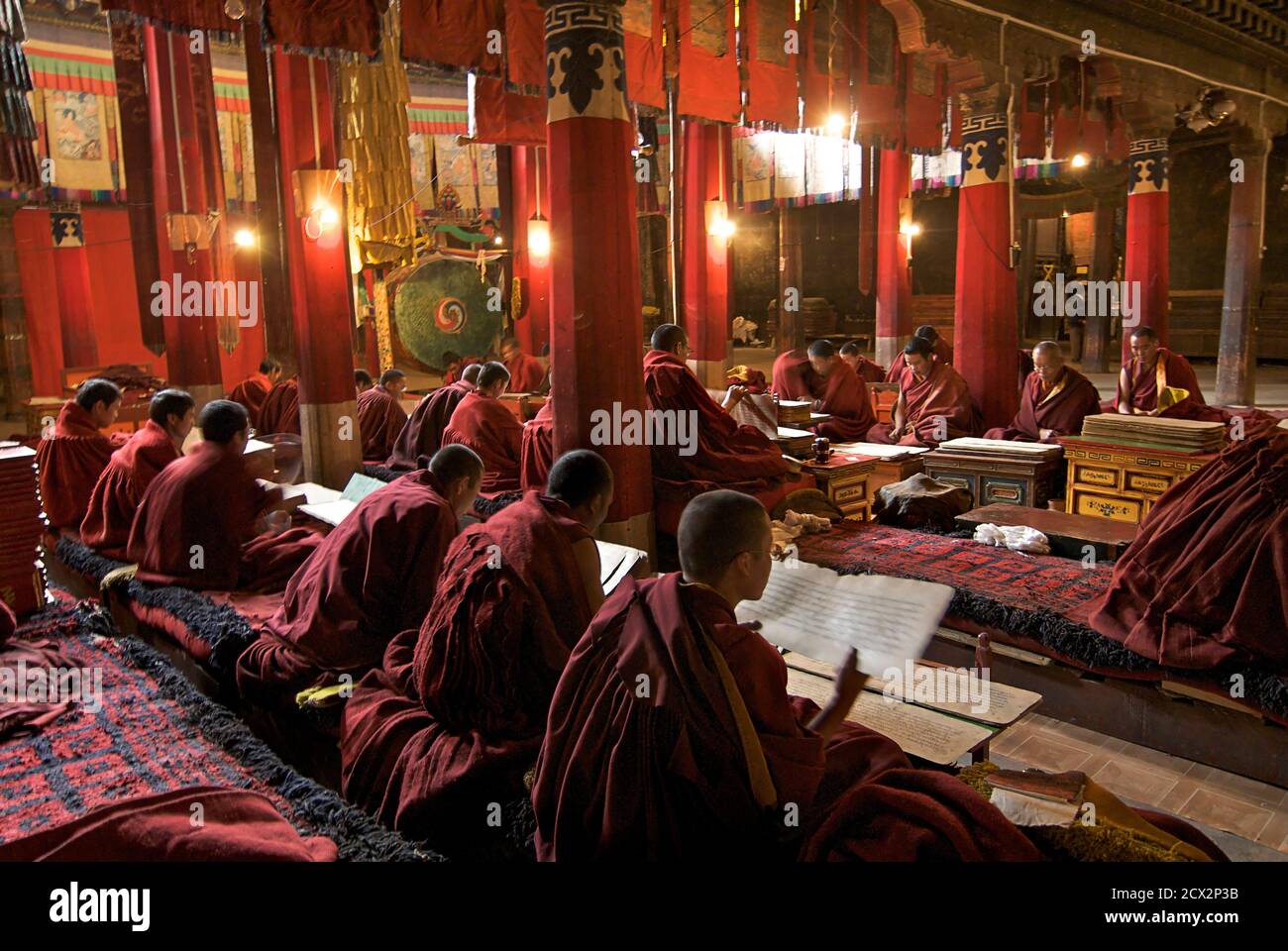 Buddhist prayers tibet hi-res stock photography and images - Alamy