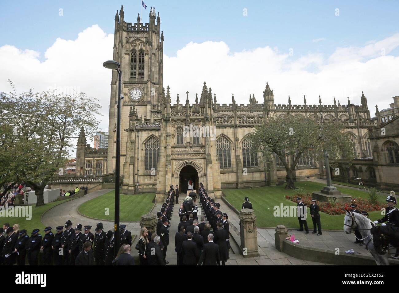 Police officers carry the coffin of pc fiona bone hi-res stock ...