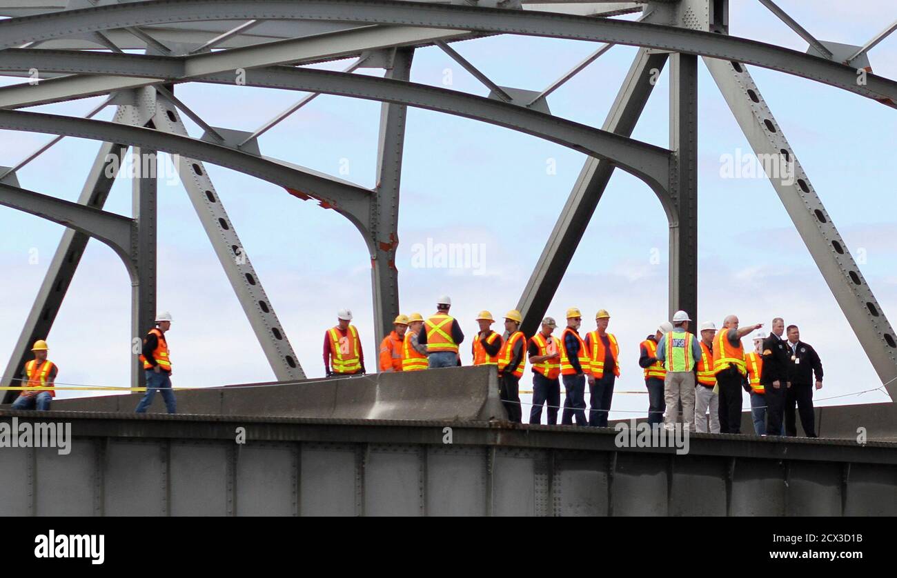 Incident beam hi-res stock photography and images - Alamy