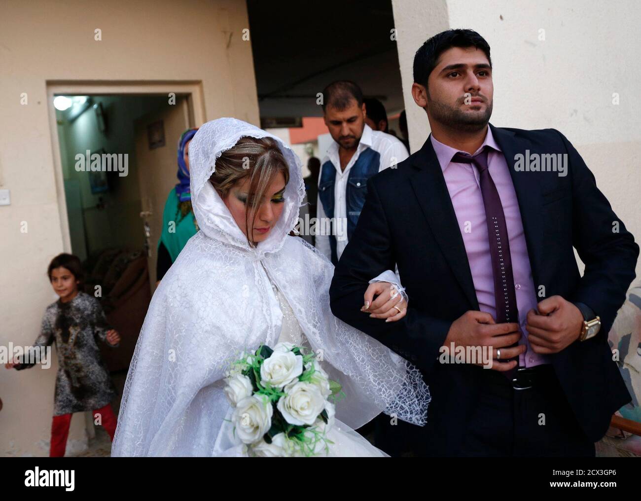 Muslim wedding bride home hi-res stock photography and images - Alamy
