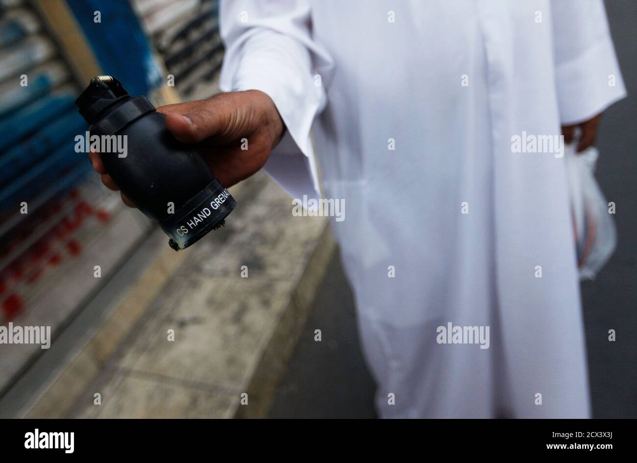 Sound hand grenade hi-res stock photography and images - Alamy