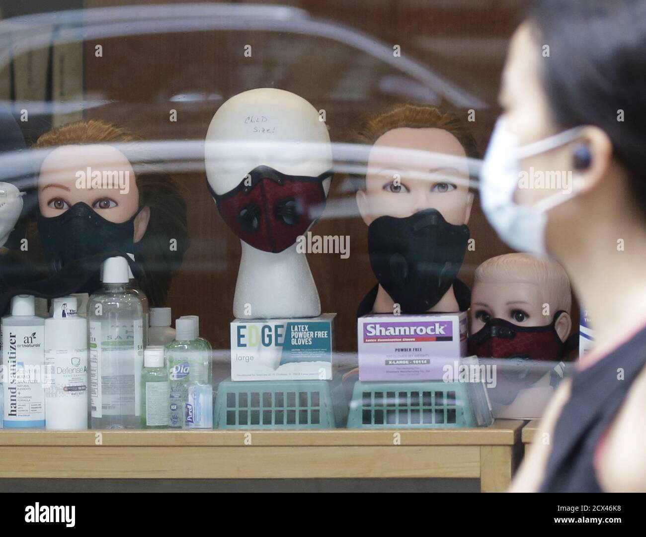 Pharmacy window display hi-res stock photography and images - Alamy