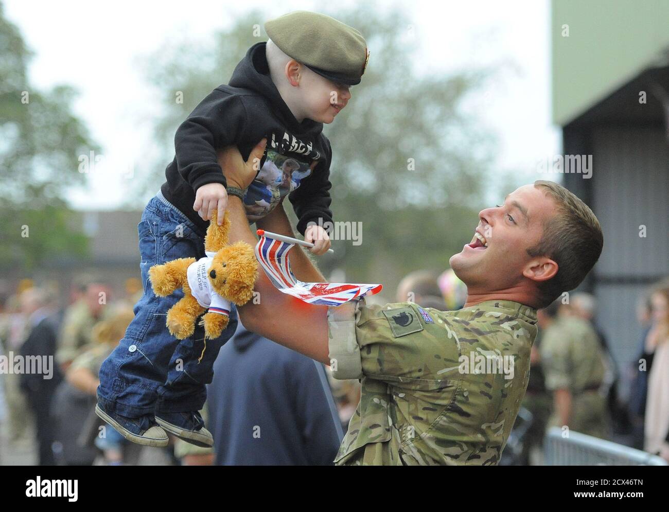 Both of 1st battalion the duke of lancasters regiment hi-res stock ...
