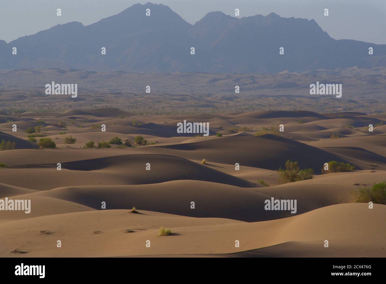 The sand dunes at Mesr, near Khur in central Iran. The Kavir desert ...