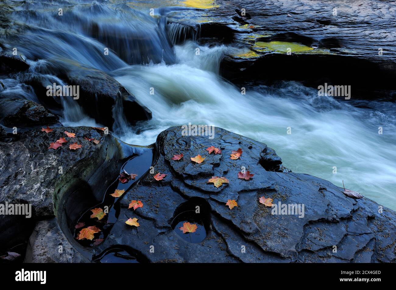 Nawadaha Waterfalls, Presque Isle River, Porcupine Mountains Wilderness ...