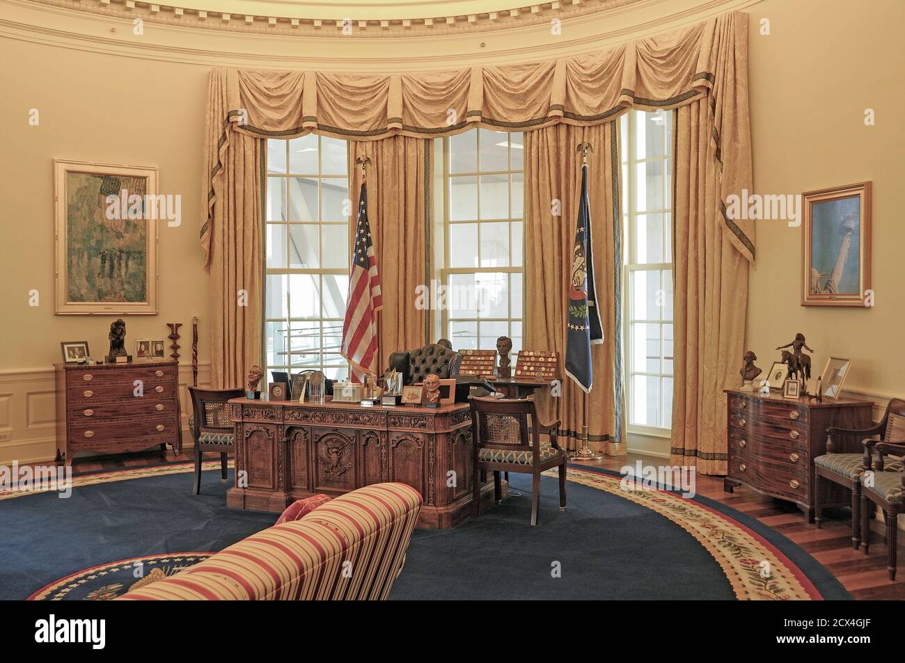 Oval Office, William J. Clinton Presidential Center & Park, Library ...