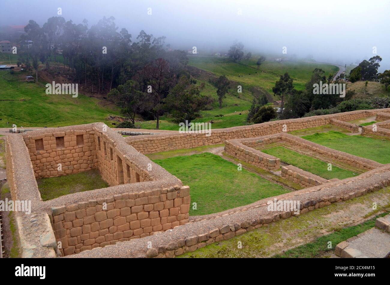 Ingapirca incan ruins hi-res stock photography and images - Alamy