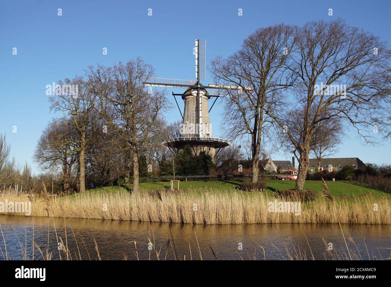 Grinding stone corn hi-res stock photography and images - Alamy