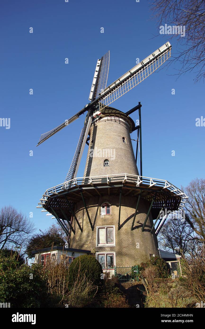 Grinding stone corn hi-res stock photography and images - Alamy