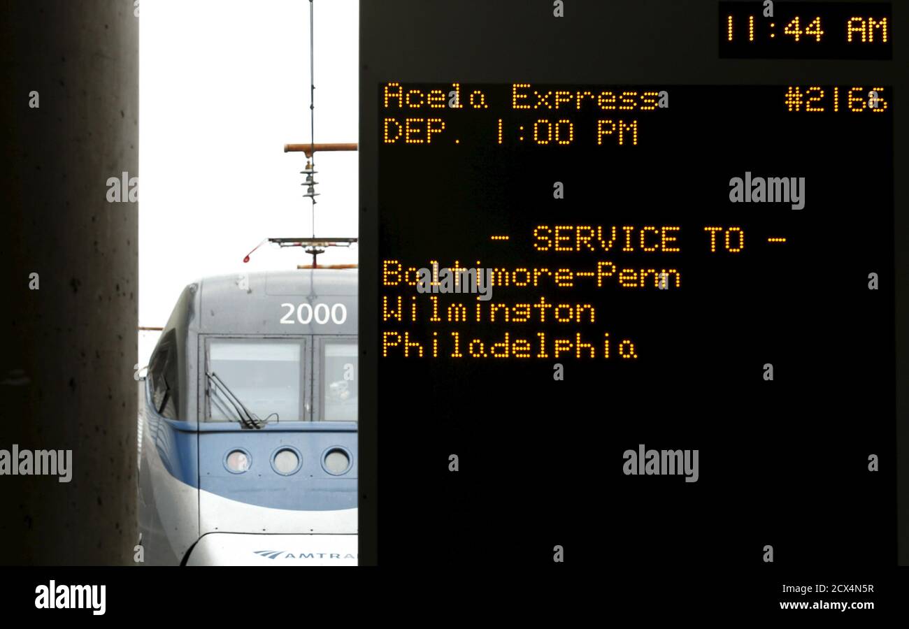 Acela express train hi-res stock photography and images - Alamy