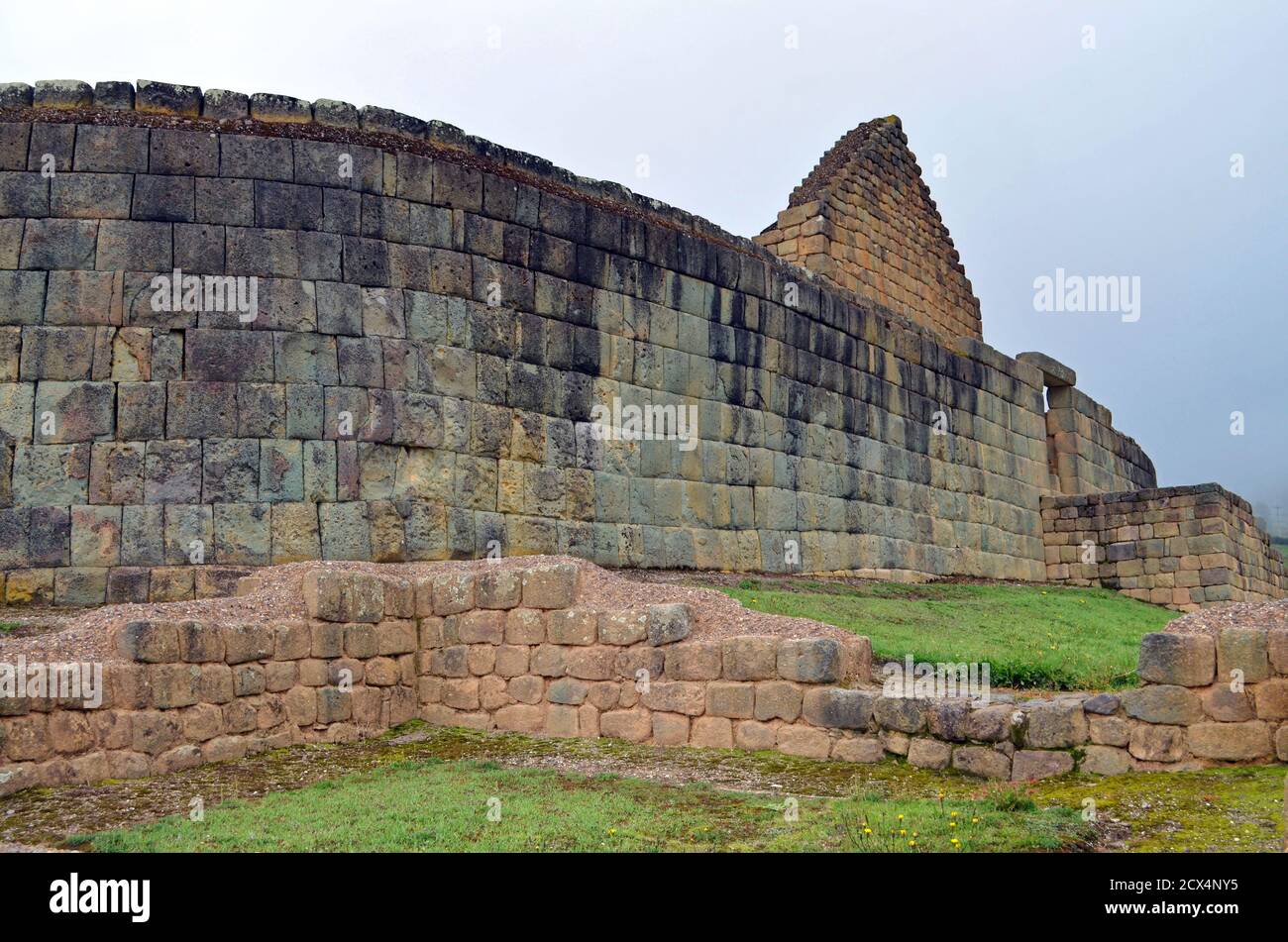 Ingapirca incan ruins hi-res stock photography and images - Alamy