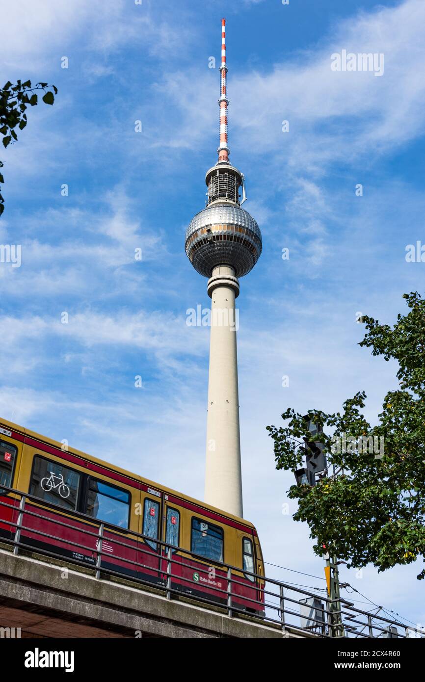 View of the Berlin television tower with the city train in the ...