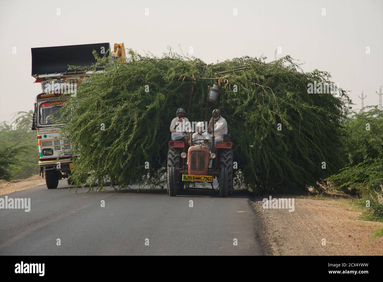 Indian tractor hi-res stock photography and images - Alamy
