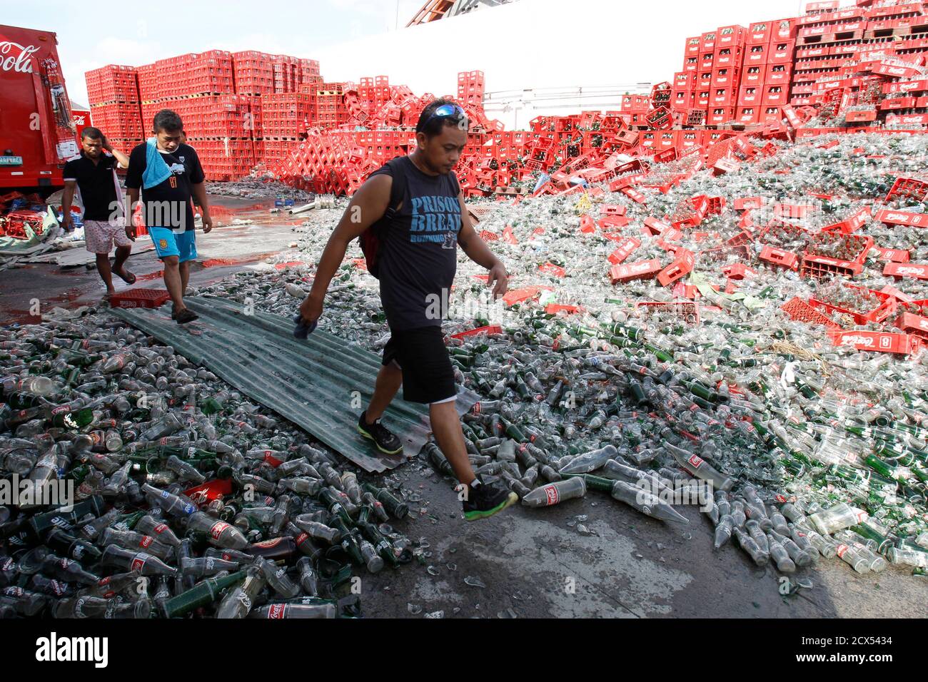 Coca cola plant philippines hi-res stock photography and images - Alamy