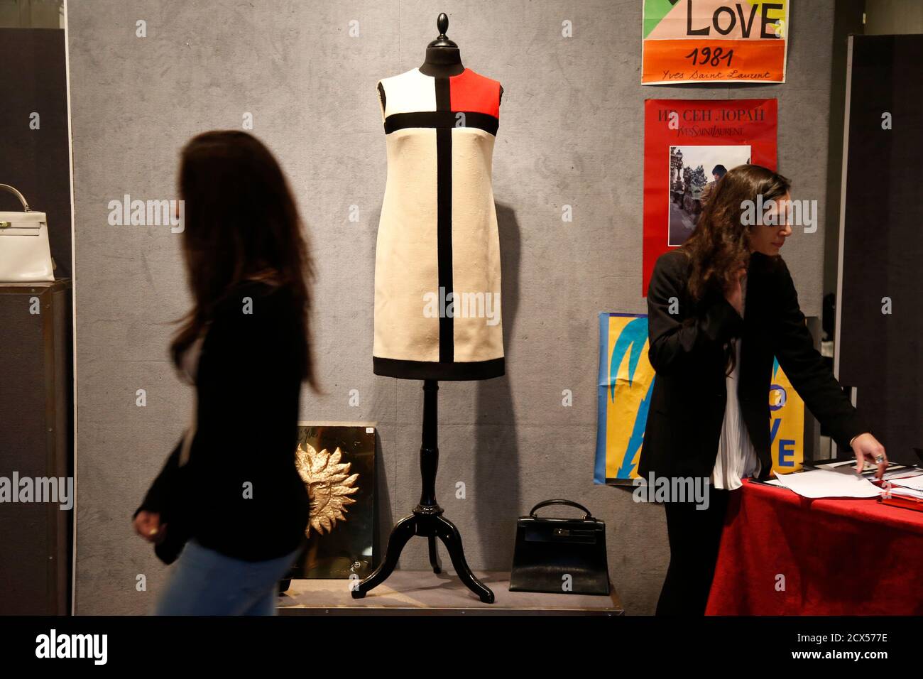 Mondrian dress yves saint laurent hi-res stock photography and images ...