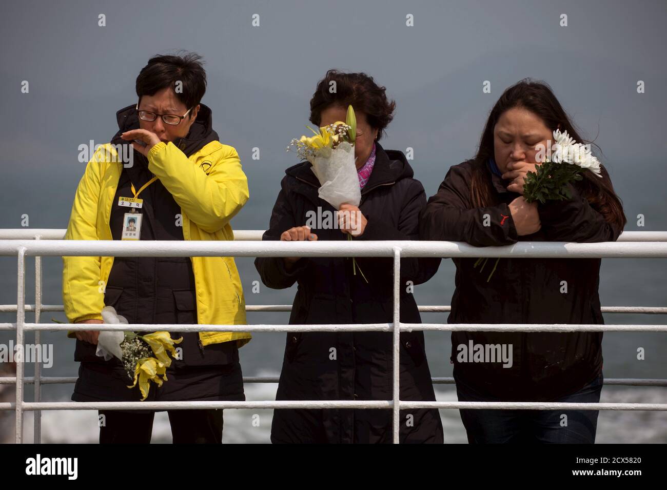 Victims of sewol ferry hi-res stock photography and images - Alamy