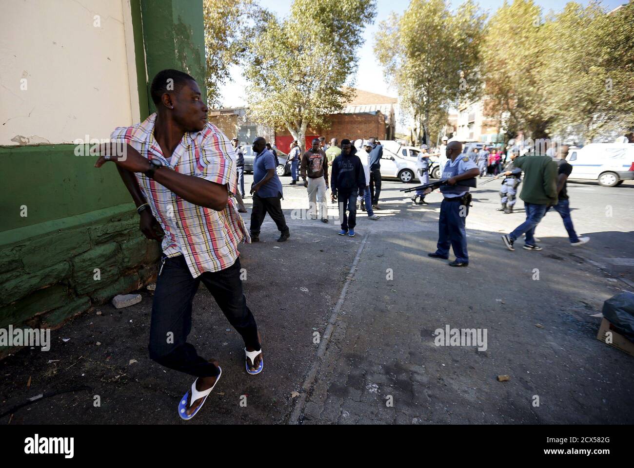 Gang violence africa hi-res stock photography and images - Alamy