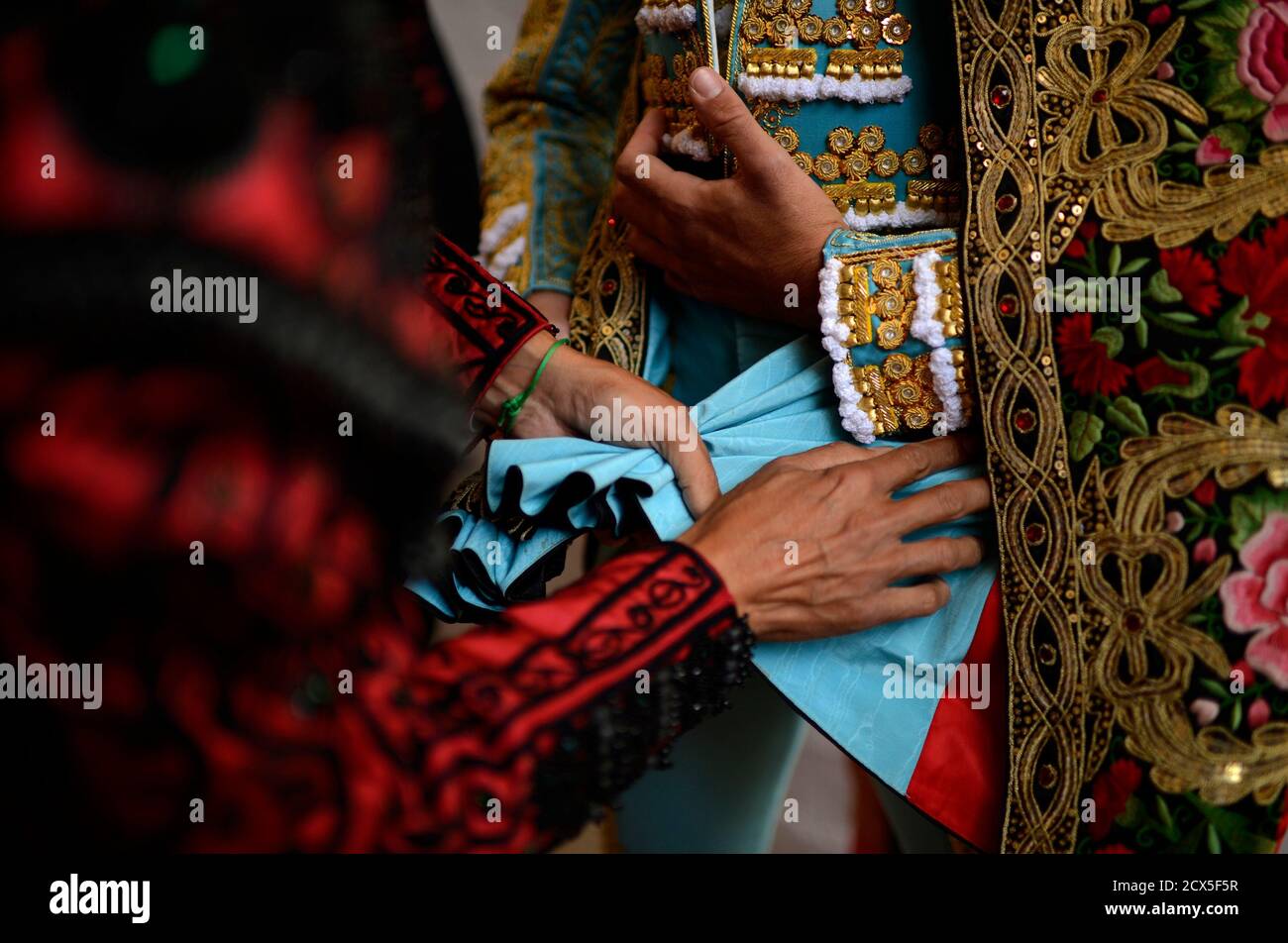 Spanish bullfighter saul jimenez fortes hi-res stock photography and ...