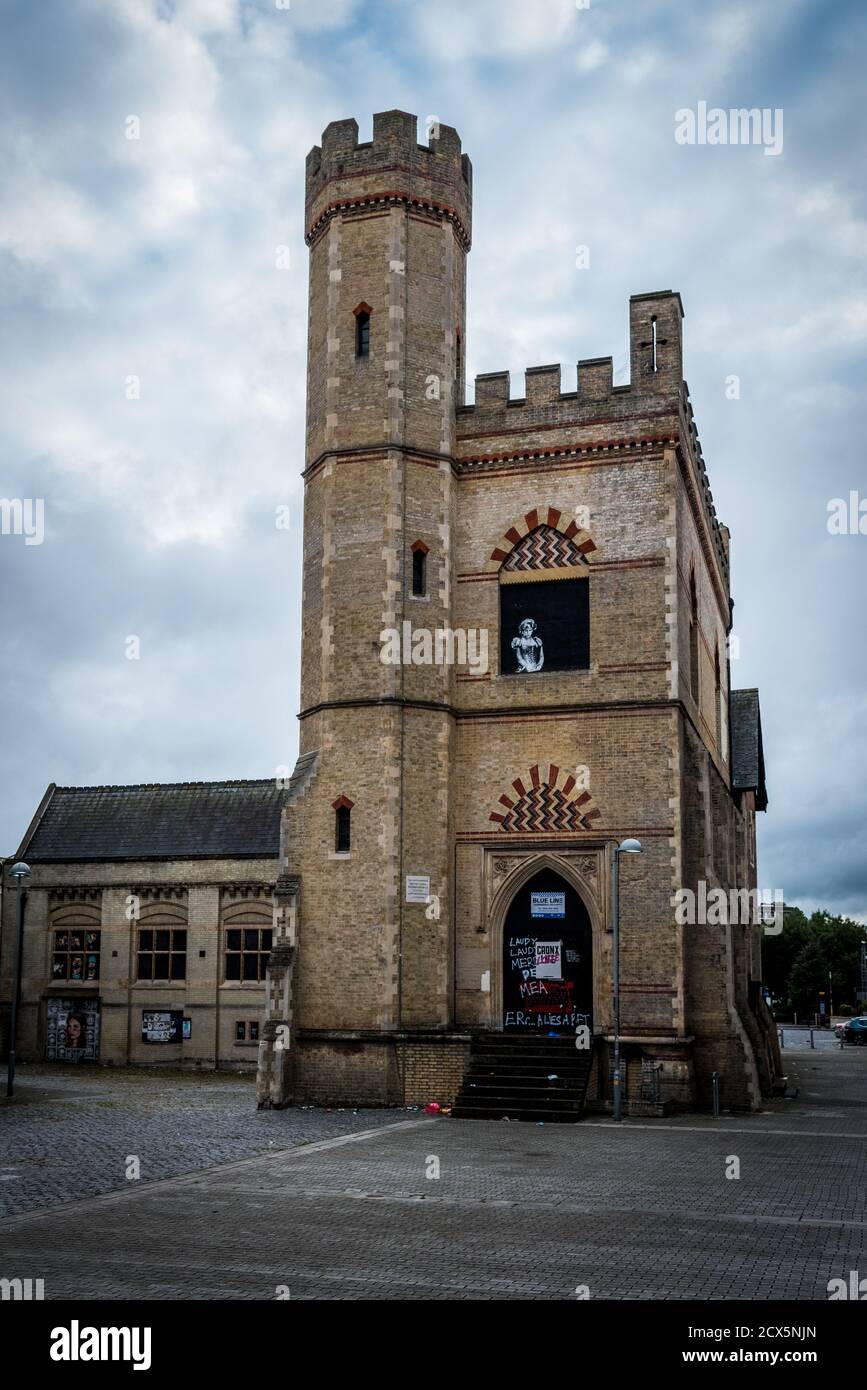 Damsel in distress Stock Photo - Alamy