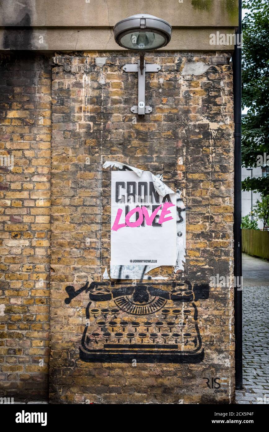 Croyon Street art Stock Photo - Alamy