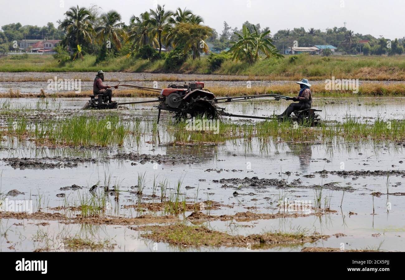 Quality inspection audit hi-res stock photography and images - Alamy