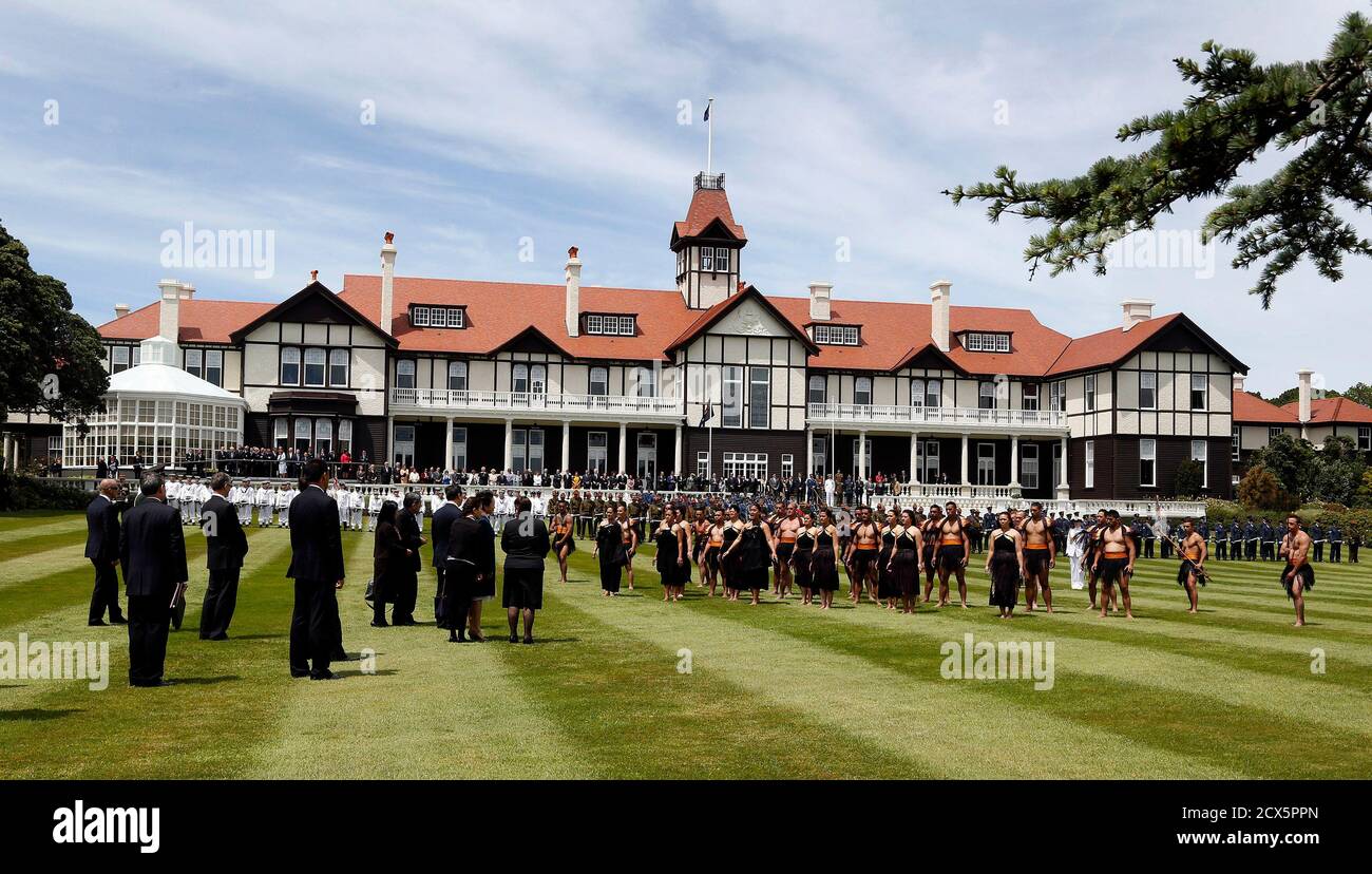 Traditional maori welcome hi-res stock photography and images - Alamy