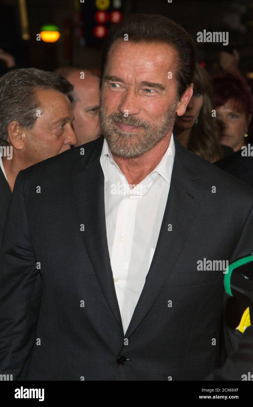 Governor california arnold schwarzenegger attends hi-res stock ...