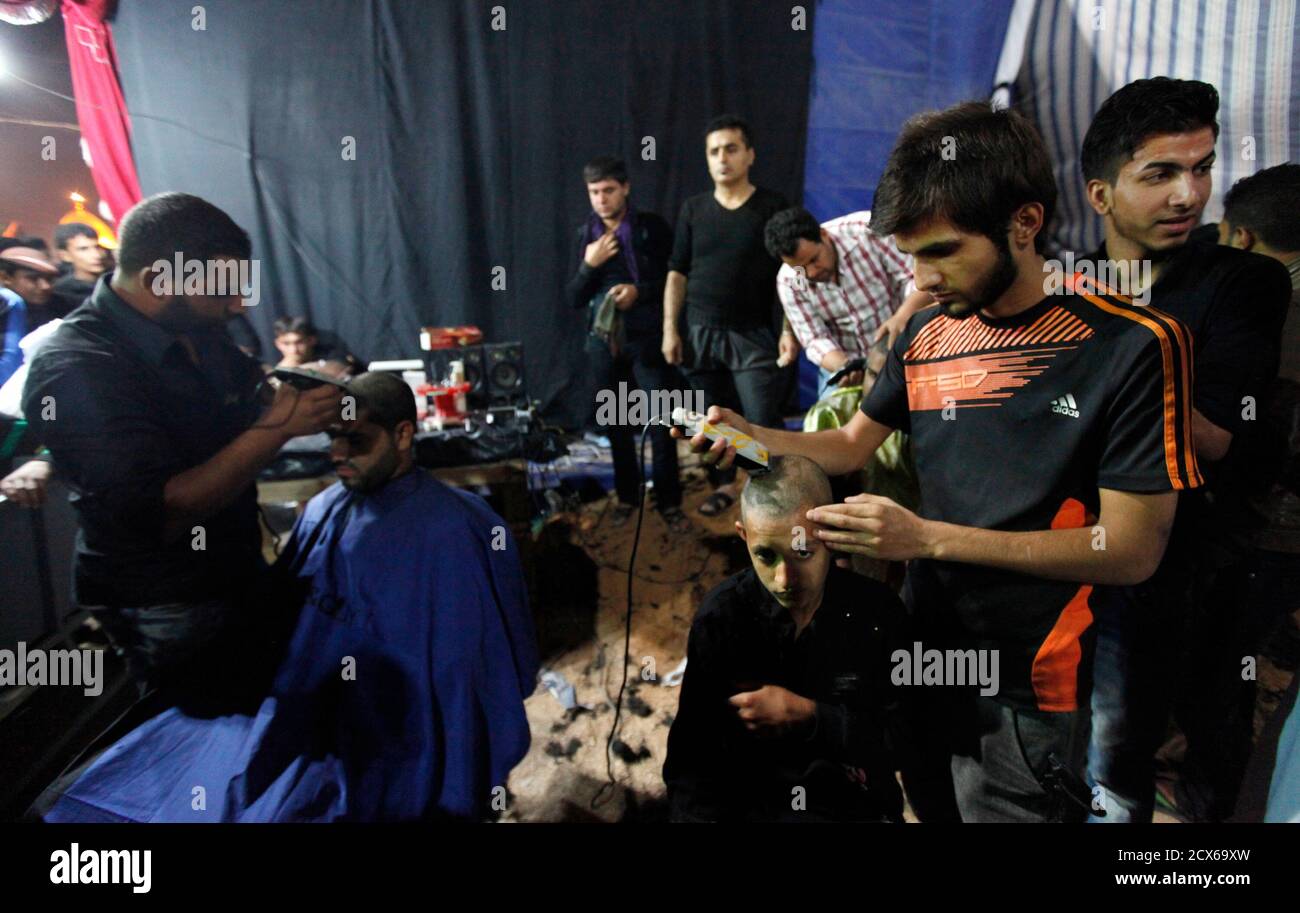 Muharram commemorations hi-res stock photography and images - Alamy