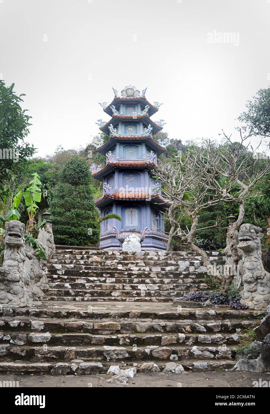 Vietnamese Pagoda High Resolution Stock Photography and Images - Alamy