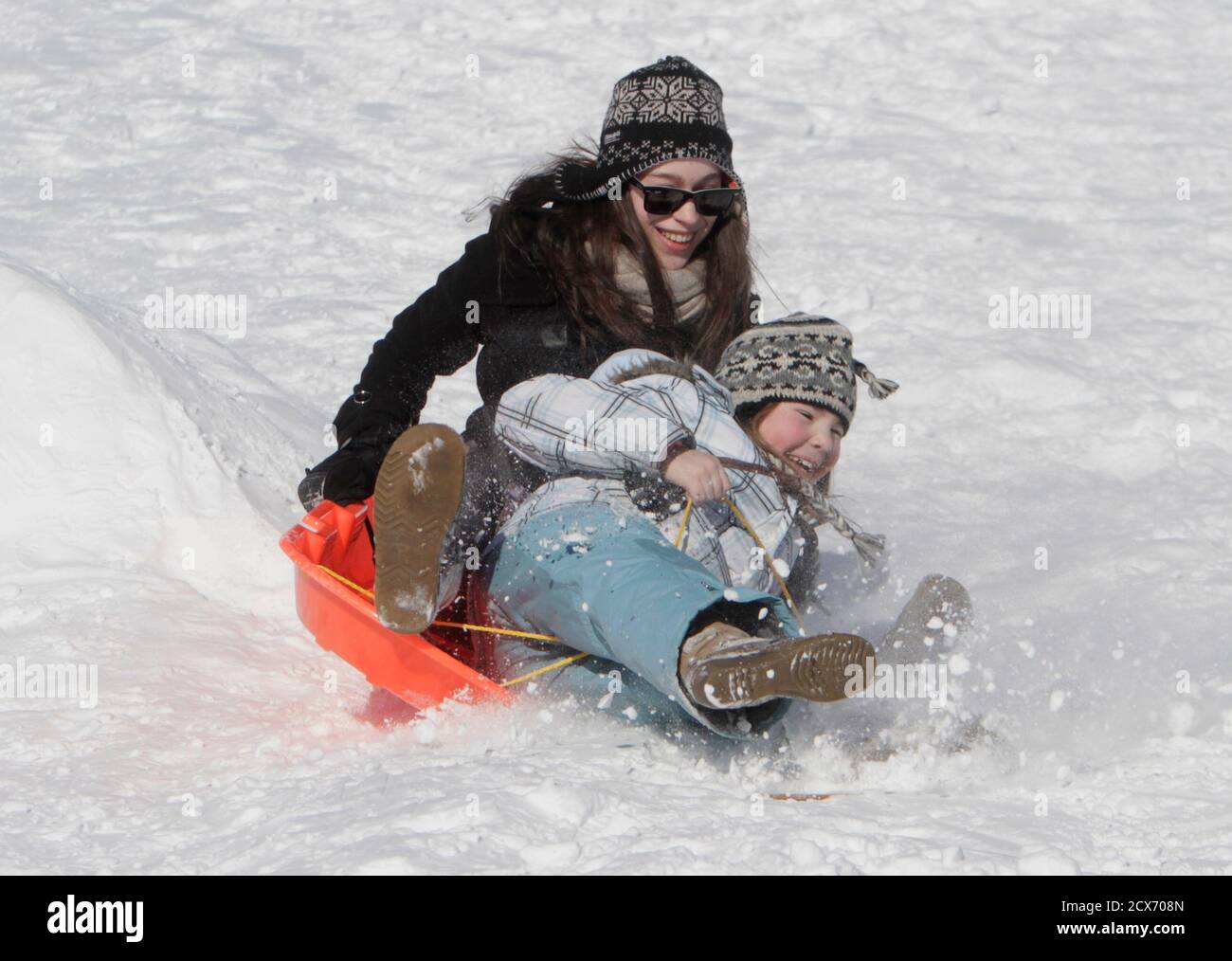 Suburban commuter rail hi-res stock photography and images - Alamy