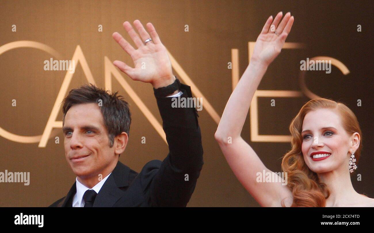 Ben stiller and jessica chastain hi-res stock photography and images ...