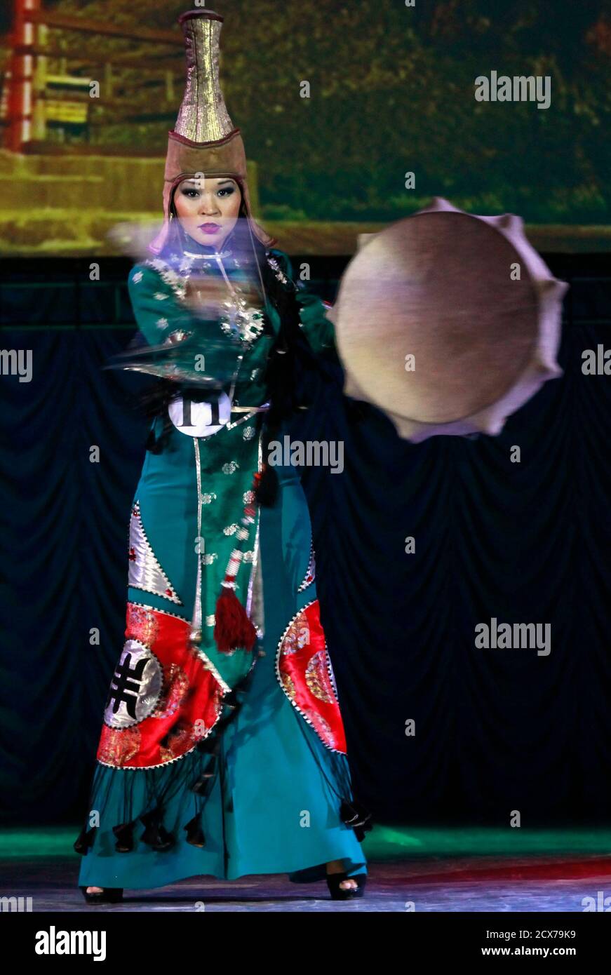 Tuva culture hi-res stock photography and images - Alamy