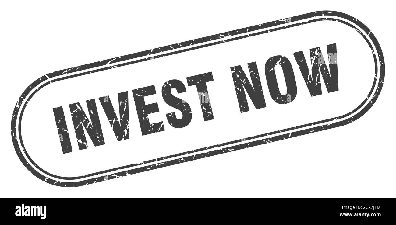 invest now stamp. rounded grunge sign on white background Stock Vector ...