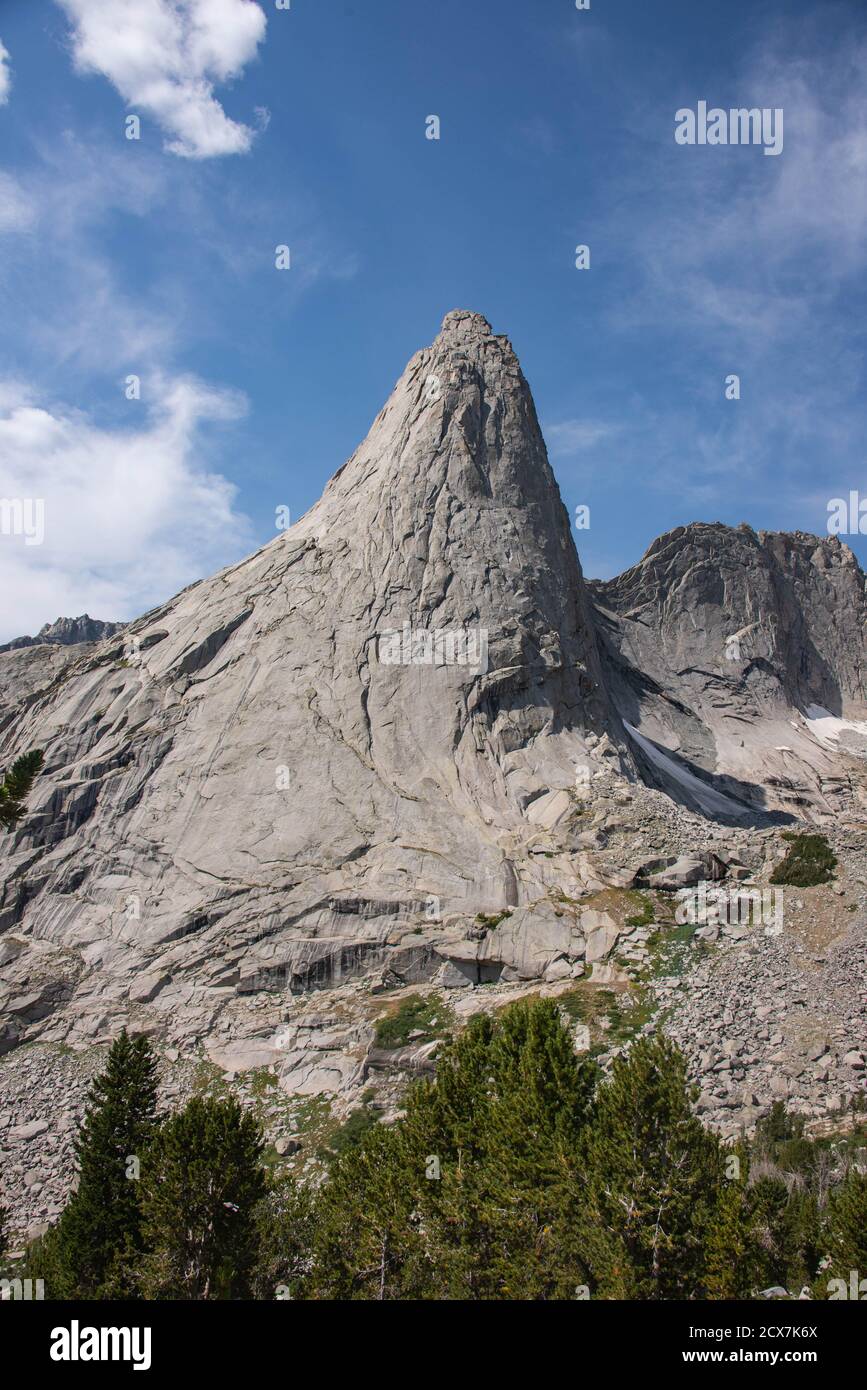 Pingora Peak and the Cirque of Towers, Wind River Range, Wyoming, USA ...