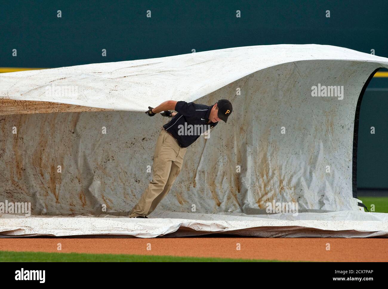 Rain tarp crew High Resolution Stock Photography and Images - Alamy