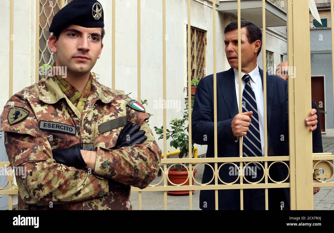 Wartime action hi-res stock photography and images - Alamy