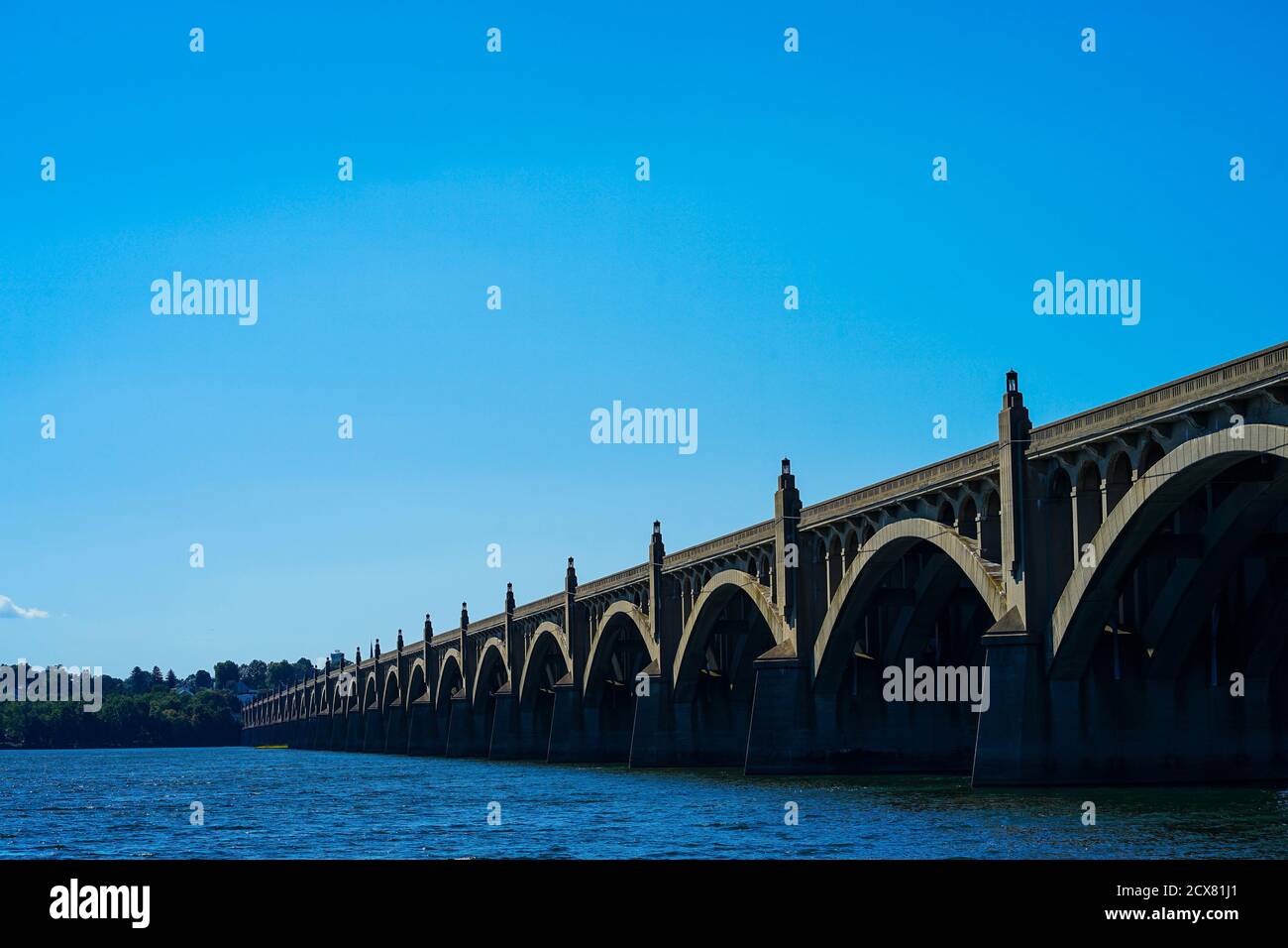 Veterans Memorial Bridge Stock Photo - Alamy