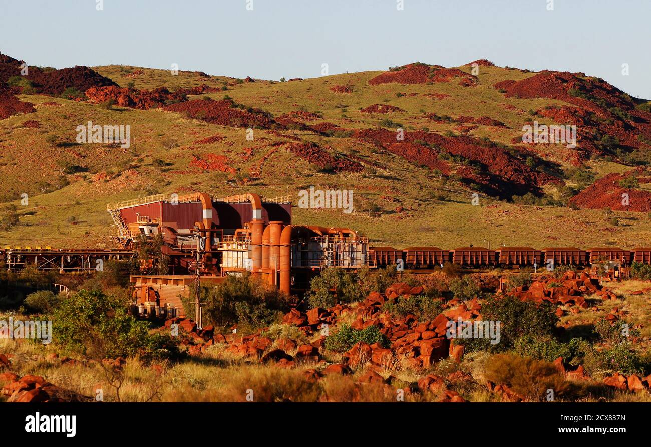 Train dumper hi-res stock photography and images - Alamy