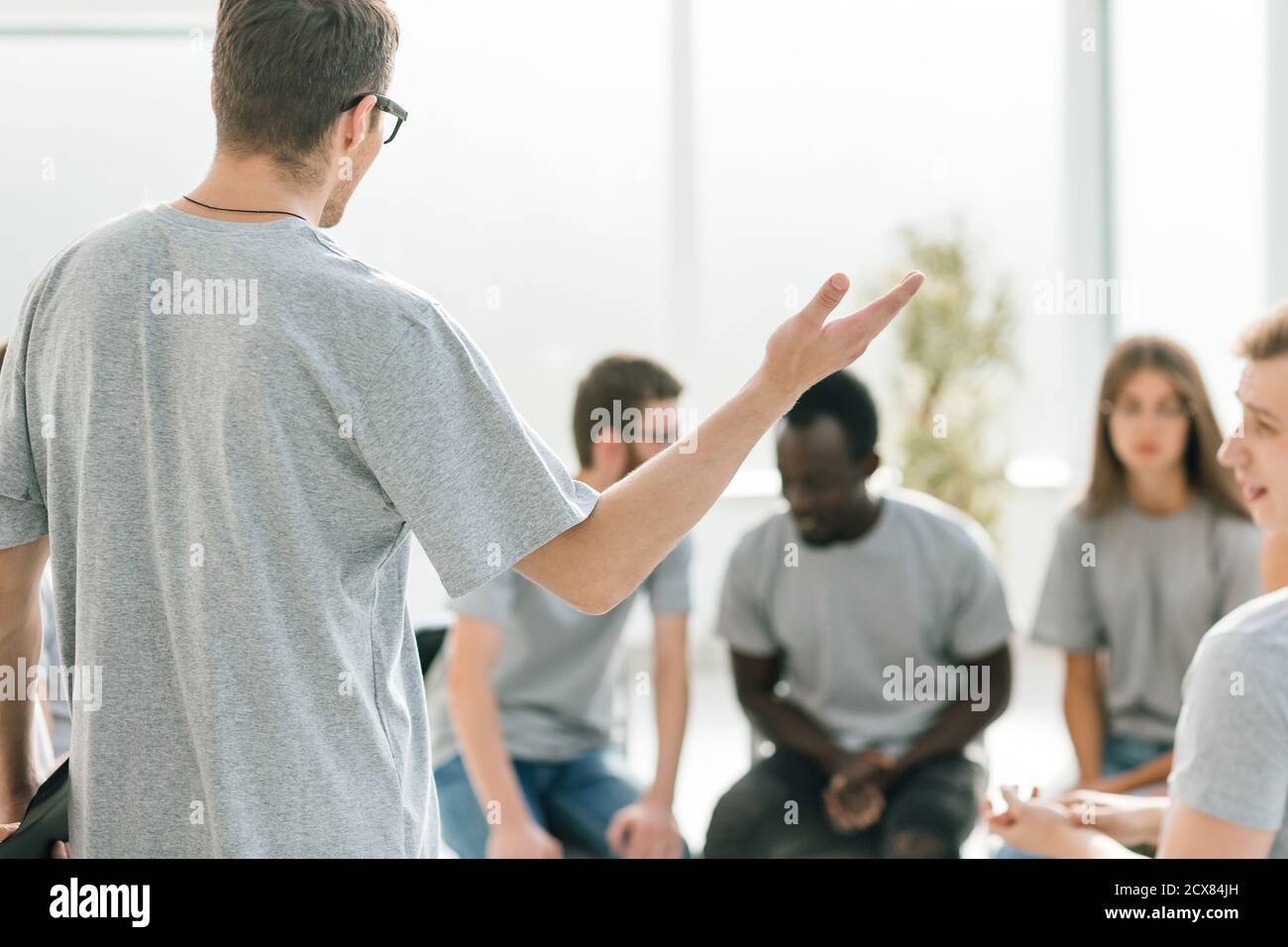 Class debate discussion hi-res stock photography and images - Alamy