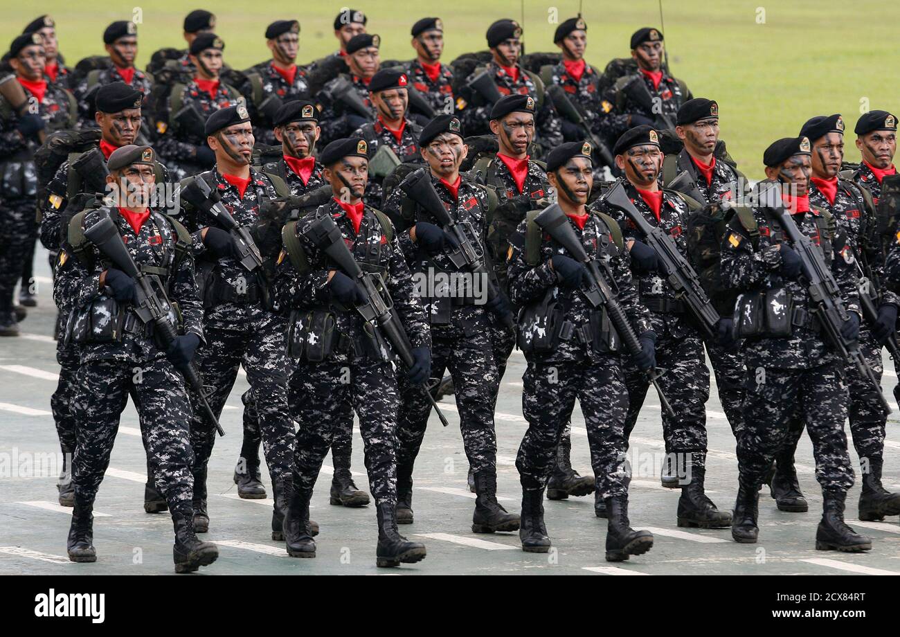 Philippine army scout rangers hi-res stock photography and images - Alamy
