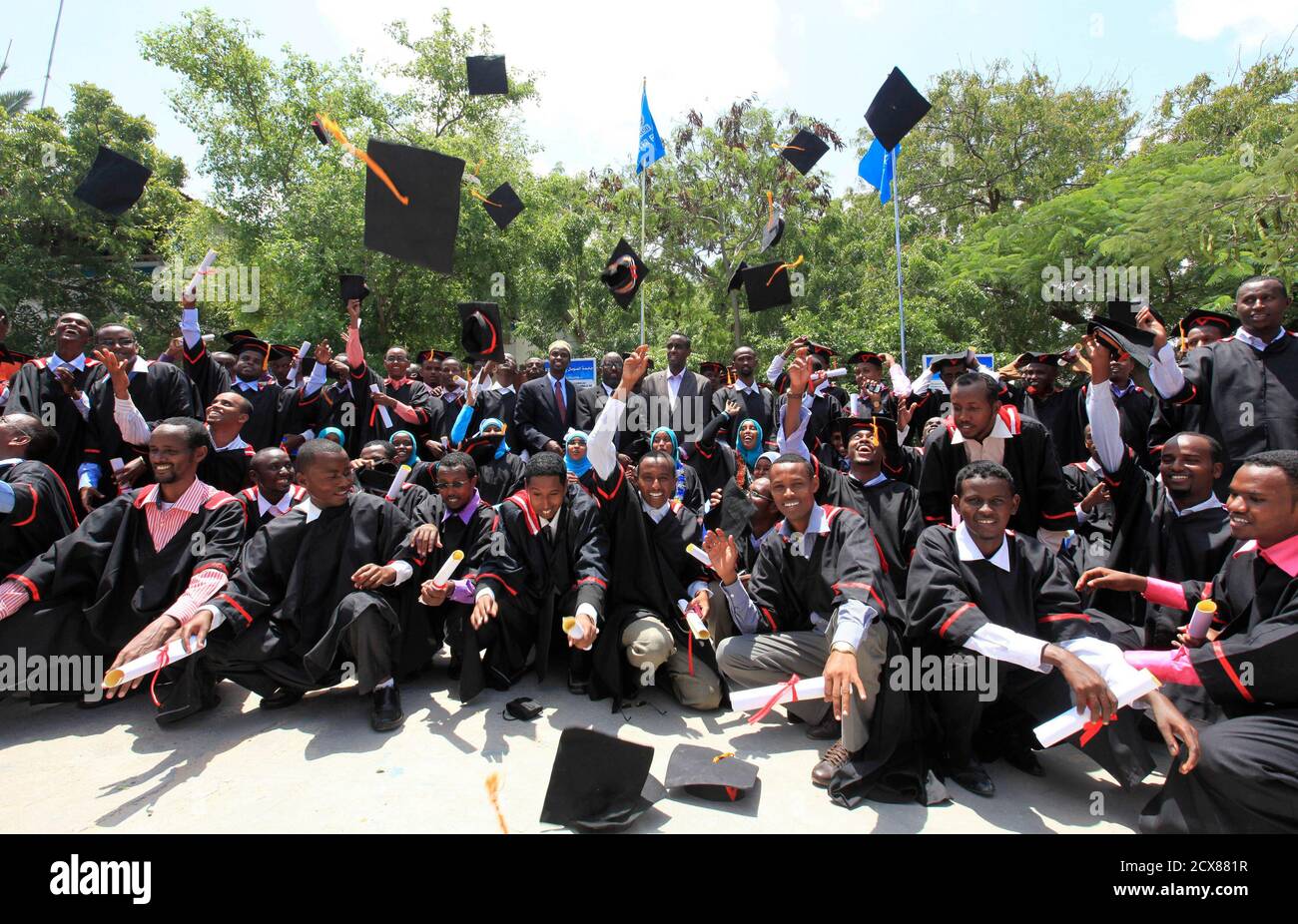University graduation ceremony africa hi-res stock photography and ...